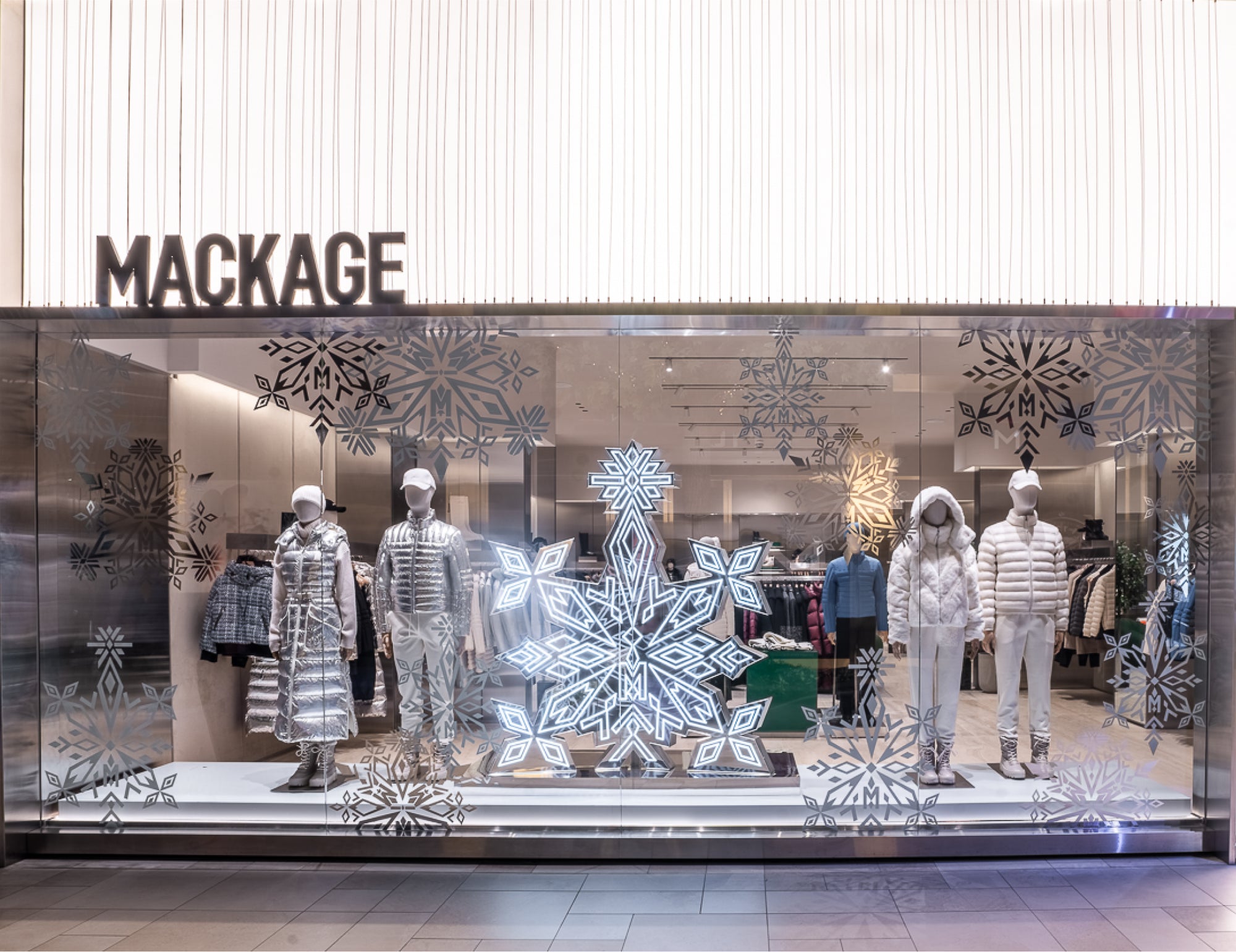 Store Locators | Mackage US